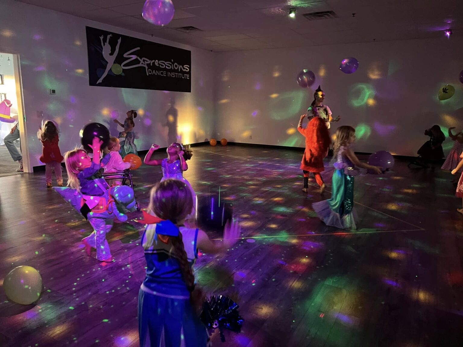 Expressions Dance Institute